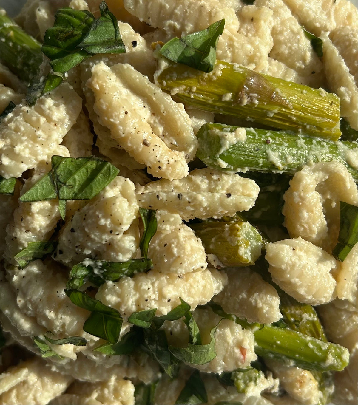 GLUTEN FREE, VEGAN ALFREDO PASTA | Coco Market